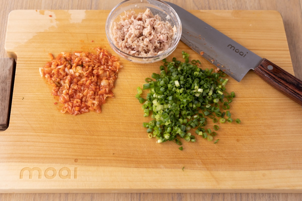 食べすぎ注意のハマる味♪韓国の定番おにぎり「やみつきチュモッパ」-もあいかすみ(@moaiskitchen)連載 | フーディストノート