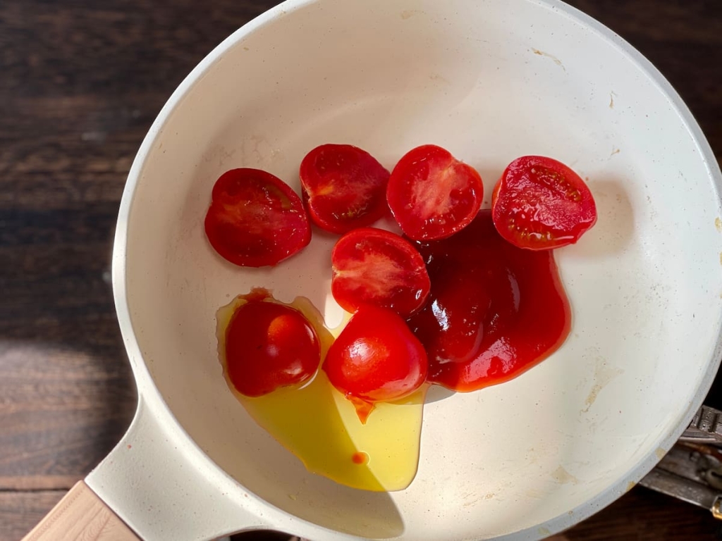 話題のダイソー「プッシュ野菜カッター」が手放せない！押すだけでみじん切りに？ | フーディストノート