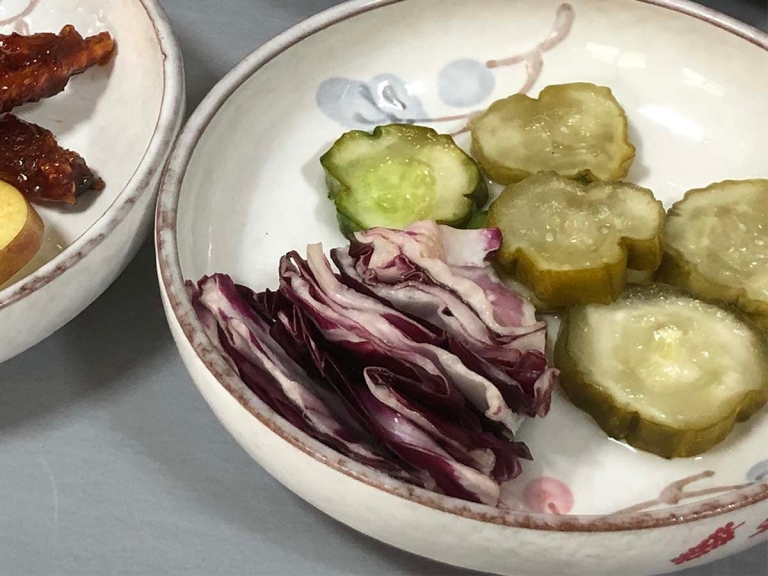 副菜に最適！切って和えるだけ♪すぐ食べられる「きゅうりキムチ」-韓国料理研究家 本田朋美連載 | フーディストノート