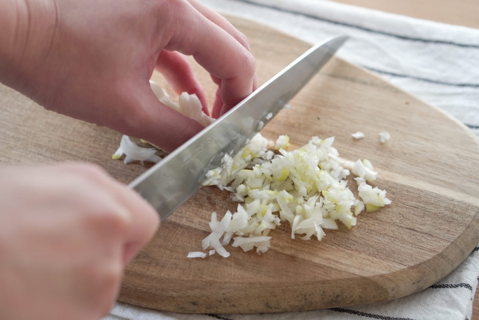 「納豆×チーズ」がクセになる！お酒がすすむ簡単おつまみレシピ | フーディストノート